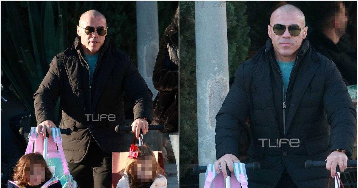 Μιχάλης Ζαμπίδης: Βόλτα στη Γλυφάδα με τις δίδυμες κόρες του ...