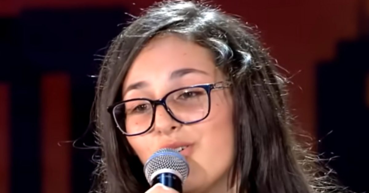 Klavdia: Η πρώτη τηλεοπτική εμφάνιση της εκπροσώπου της Ελλάδας στην Eurovision σε ηλικία 15 ετών