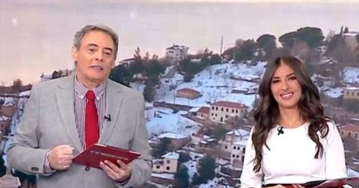 Κοινωνία Ώρα Mega: Ο Ιορδάνης Χασαπόπουλος υποδέχθηκε την Βελίκα ...