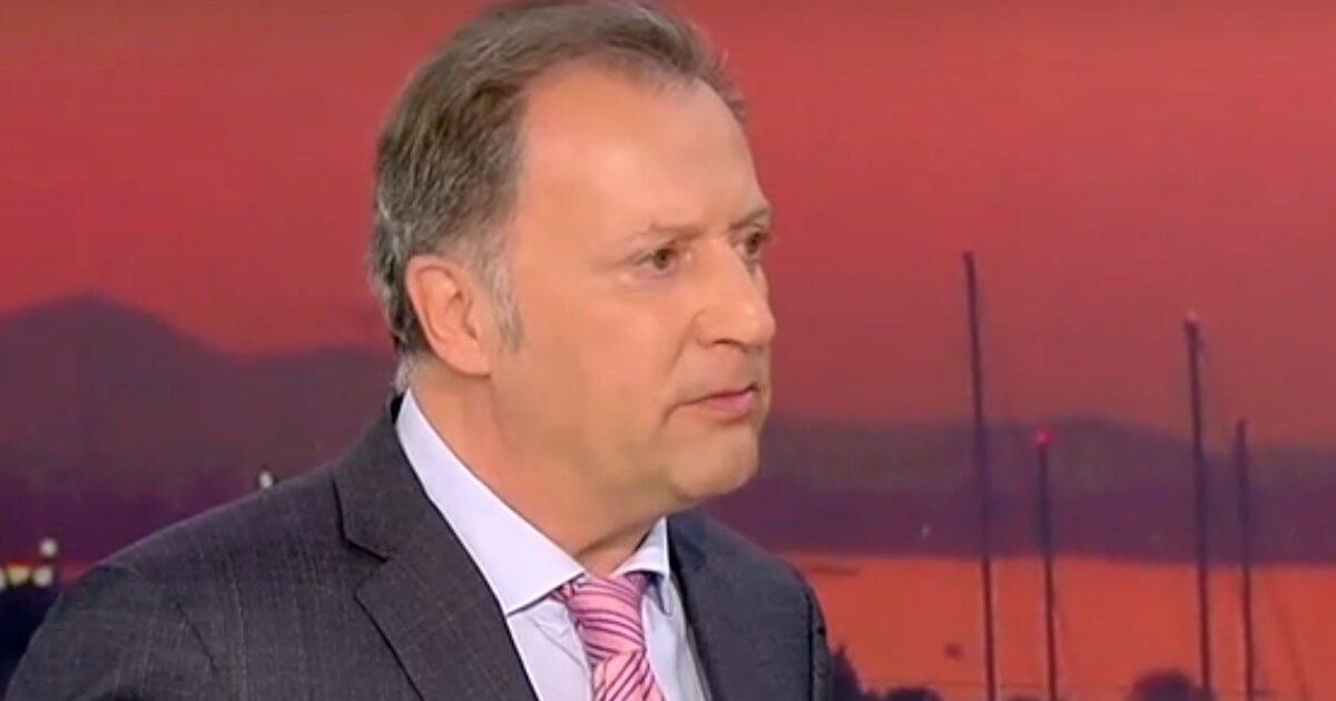 Δημήτρης Οικονόμου: «Σκέψου τον εαυτό σου σε ένα καροτσάκι, ίσως είναι ...