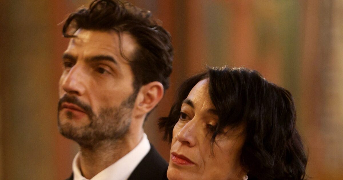 Έλενα Τοπαλίδου: Τα νέα δεδομένα στη ζωή της μετά τον χωρισμό από τον ...