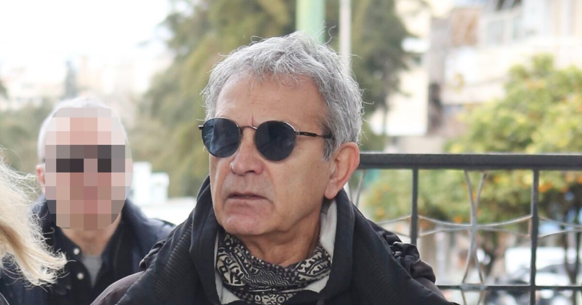 Γιώργος Νταλάρας: «Τον αδελφό μου τον είχαν στείλει σε σχολείο για ...