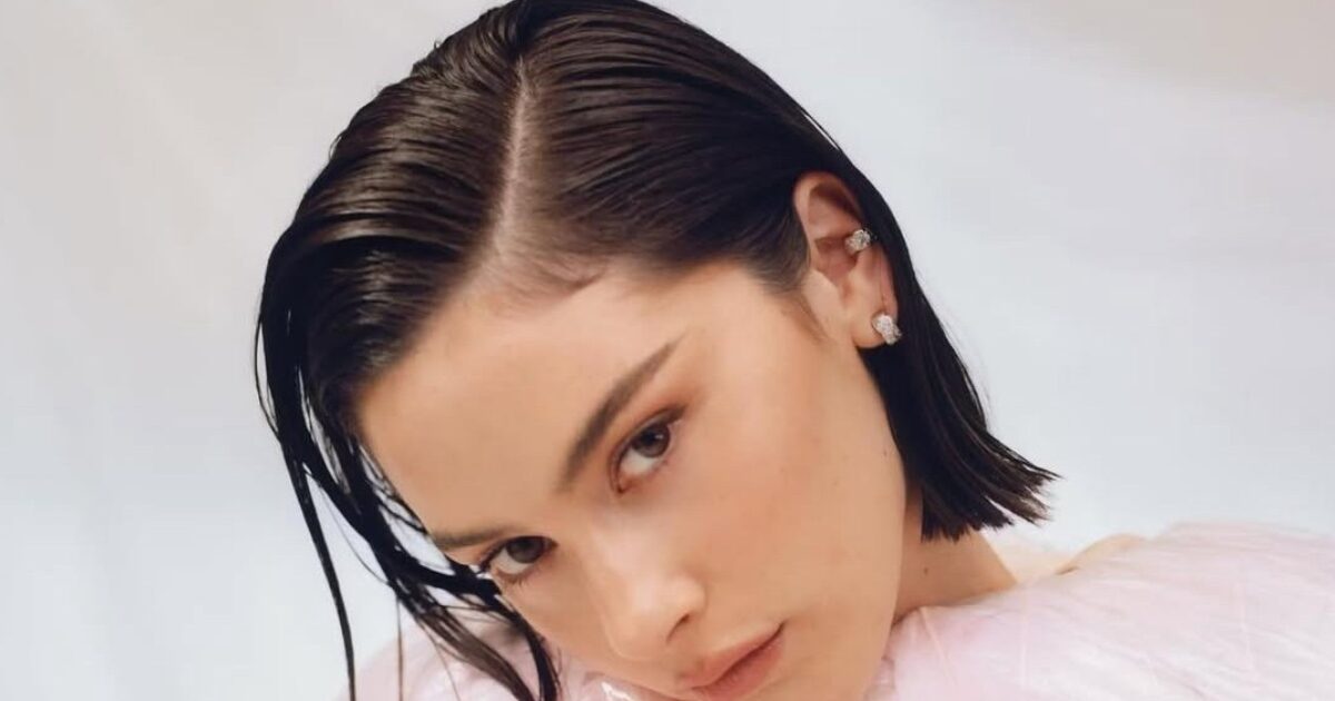 Poolside Bob: Το φρέσκο hairstyle που αξίζει να δοκιμάσεις αν έχεις ...