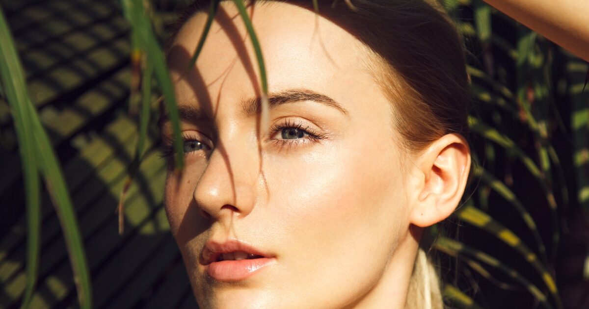 Face Dry Brushing: Όλα όσα πρέπει να γνωρίζεις για τη φυσική μέθοδο ...