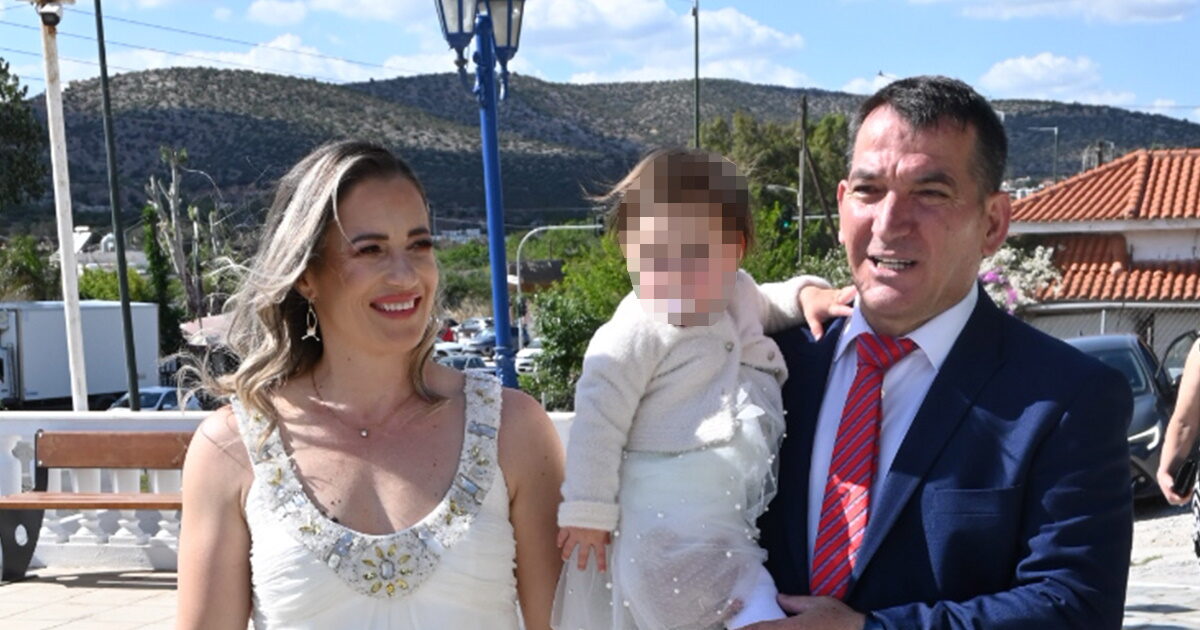 Πύρρος Δήμας - Αφροδίτη Σκαφίδα: Βάφτισαν την κόρη τους - Δες φωτογραφίες