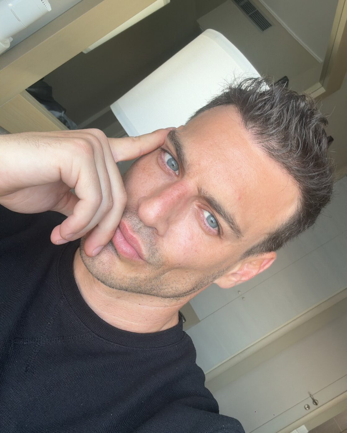 Δημήτρης Φιντιρίκος: Ποιος είναι ο 39χρονος επιχειρηματίας που ...