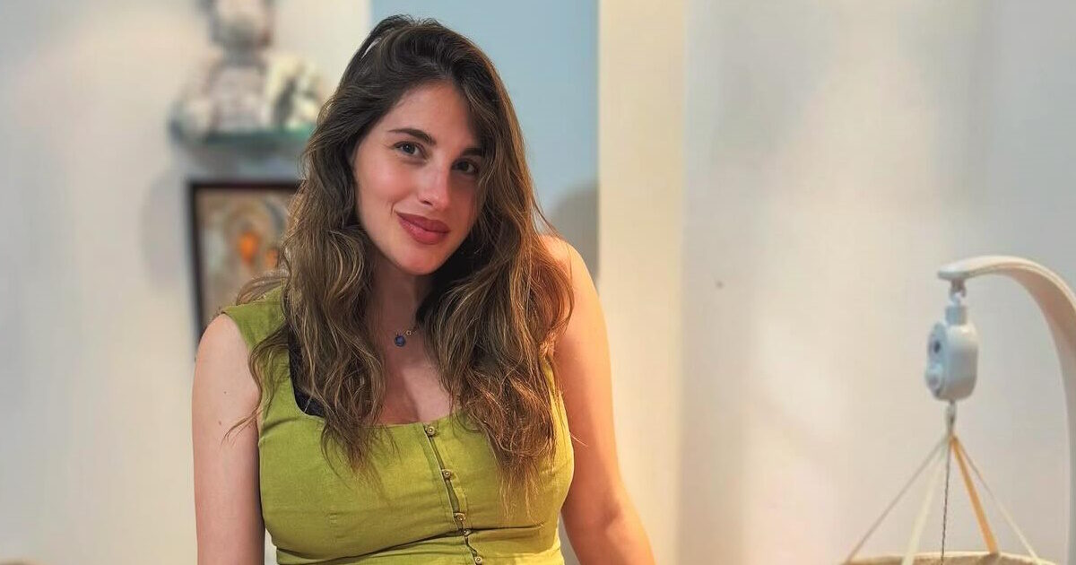 Γέννησε η Παυλίνα Βουλγαράκη - Οι πληροφορίες του TLIFE για τον τοκετό