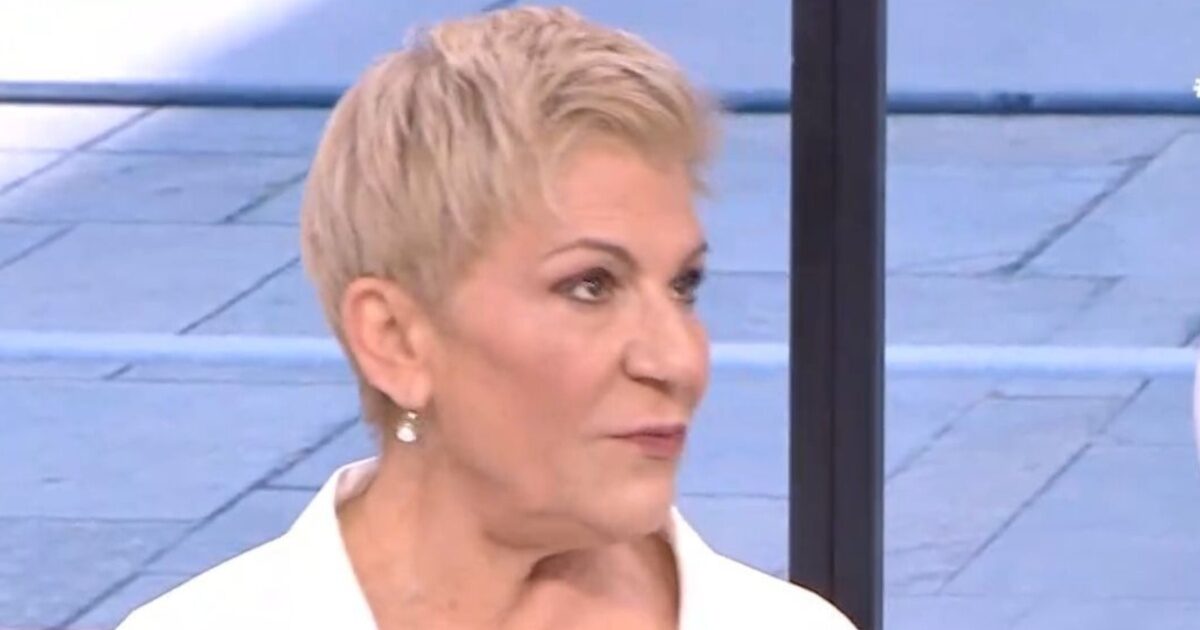 Χρύσα Ρώπα: «Στα προσωπικά μου στάθηκα άτυχη, έπεσα σε λαμόγια, απατεώνες»