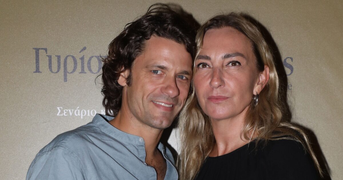 Αποστόλης Τότσικας - Ρούλα Ρέβη: Επέτειος γάμου για το ζευγάρι - Η ...