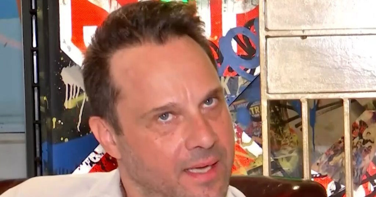 Μέμος Μπεγνής: Η απάντηση για το τέλος του «Ταμπού» - «Εκνευρίστηκα ...