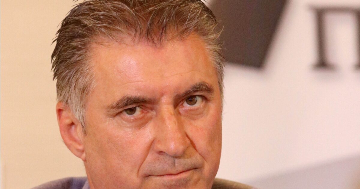 Στο χειρουργείο ο Θοδωρής Ζαγοράκης: Οι φωτογραφίες από το νοσοκομείο ...