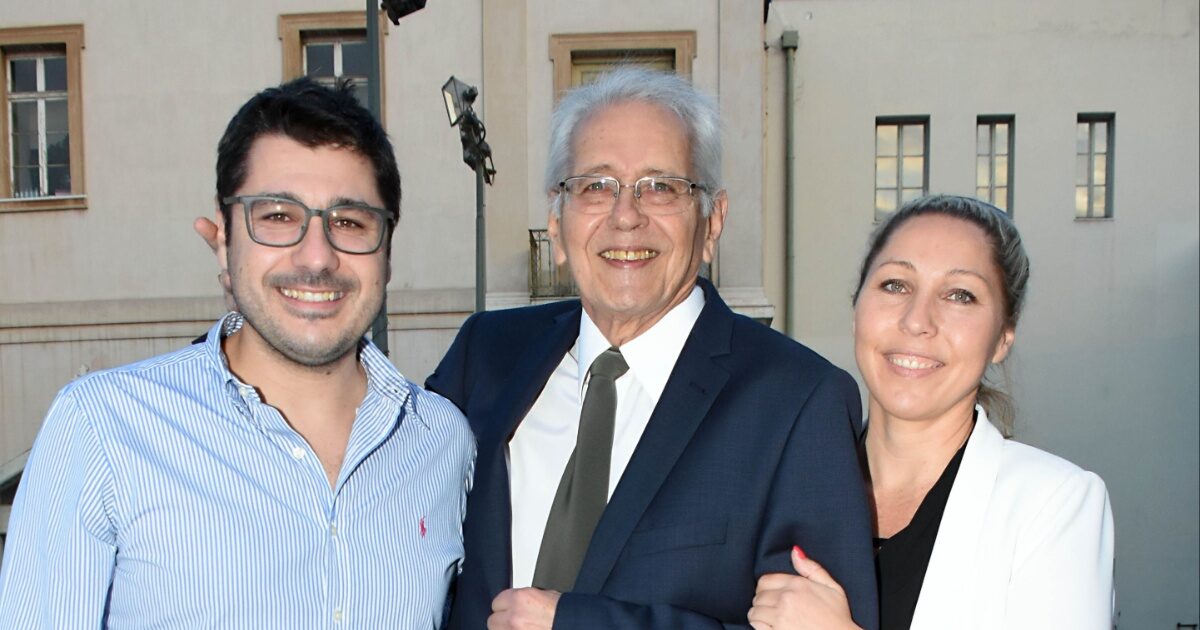 Δημήτρης Κωνσταντάρας: Πέθανε σε ηλικία 79 ετών - Δύσκολες ώρες για τον ...