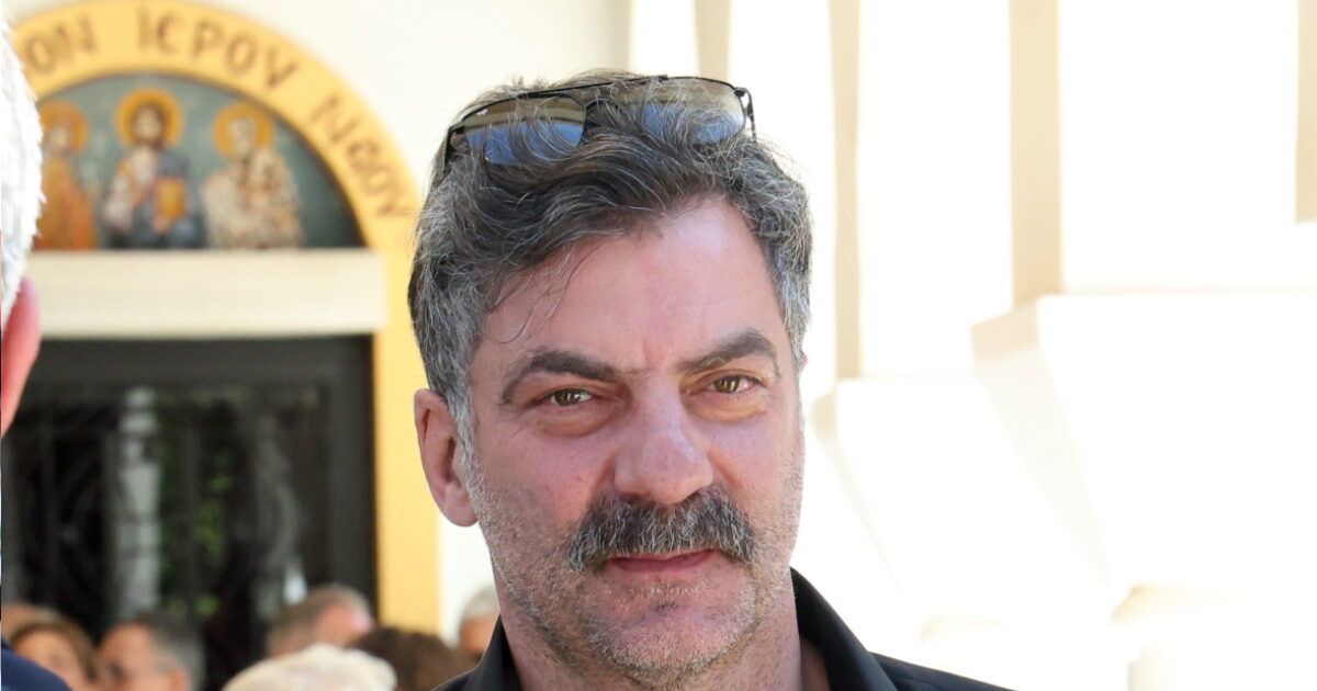 Στάθης Μαντζώρος: Διασωληνωμένος με εγκεφαλικό ο ηθοποιός - Η δημόσια ...