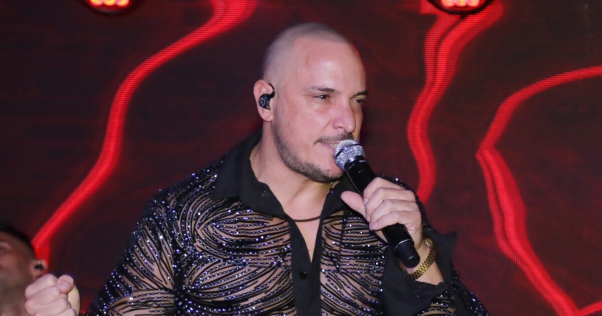 Ξεσπά ο Άκης Δείξιμος για τη συναυλία Μπιθικώτση: «Εύχομαι κάποια ...