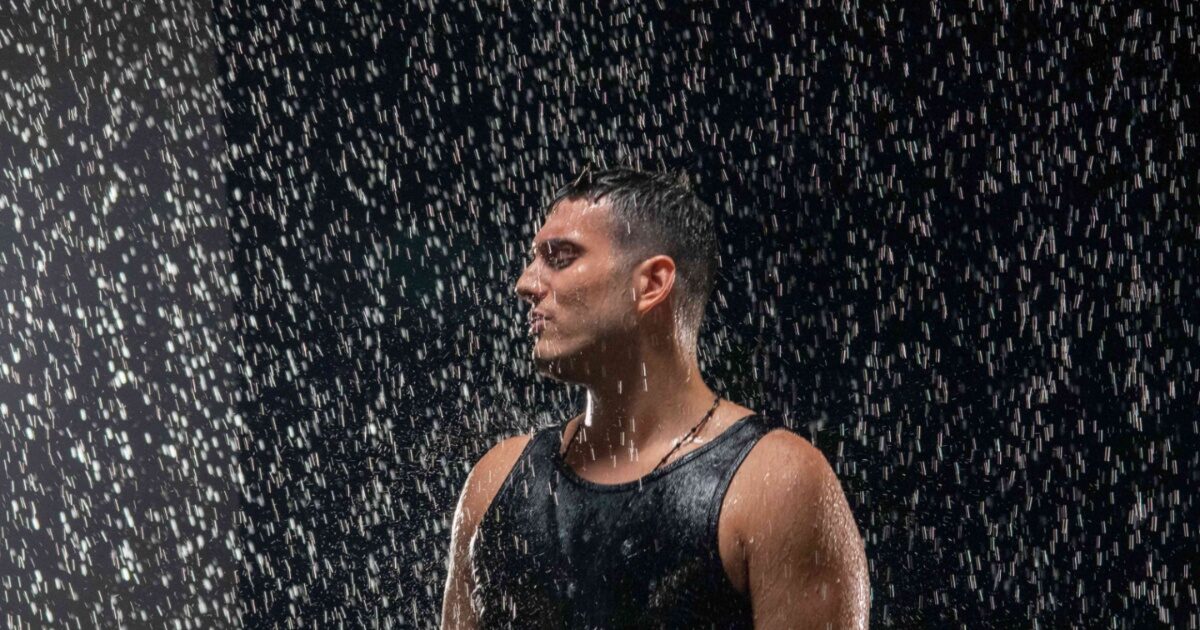 Γιώργος Κακοσαίος: Αυτό είναι το νέο του video clip για το τραγούδι ...