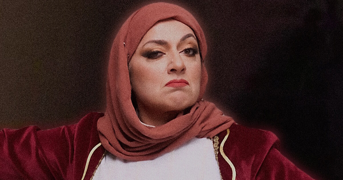 «Χούγια ή Θάνατος»: Η stand-up comedy παράσταση της Σοφίας Μουτίδου στο ...