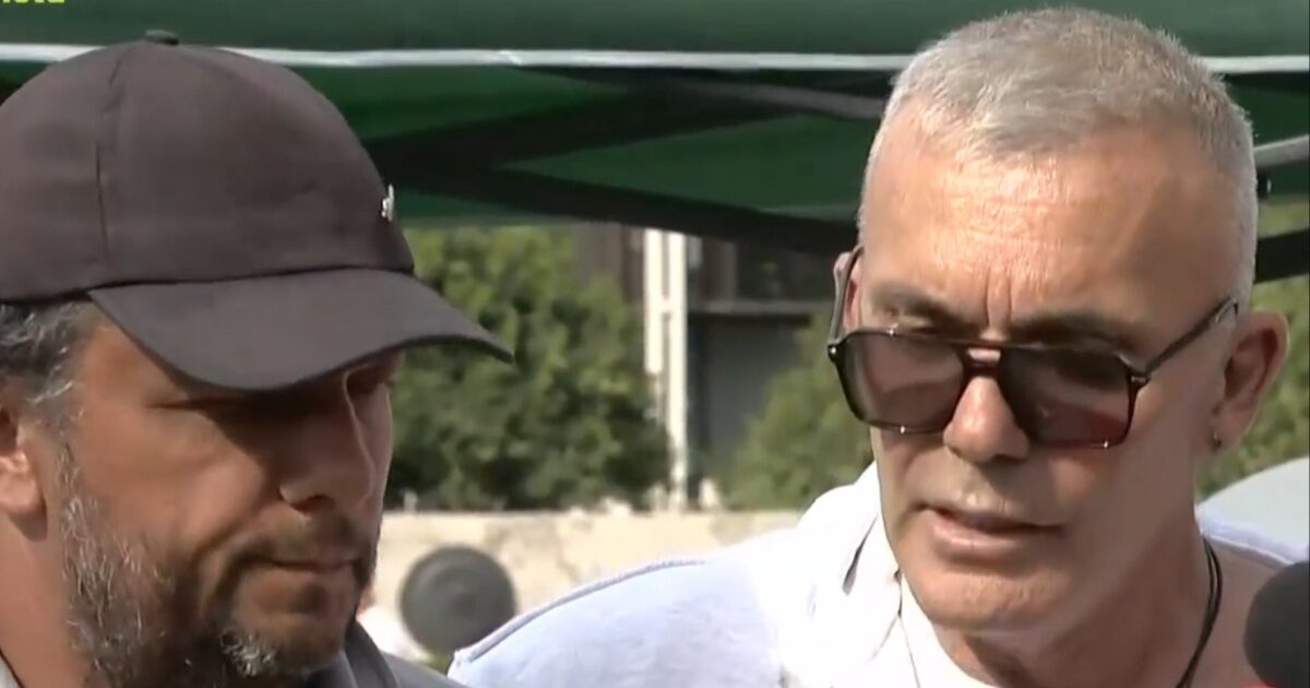 Στέλιος Ρόκκος: Στο πλευρό του Πάνου Ρούτσι στο Σύνταγμα - «Μας αξίζει ...