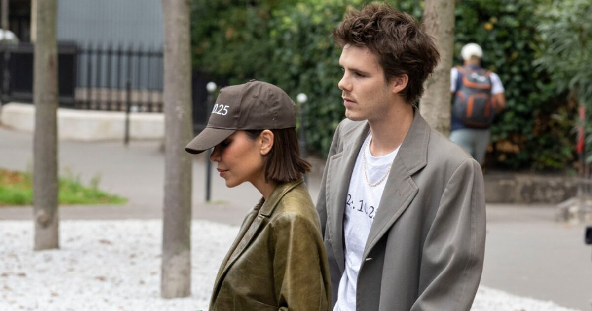 Ο Cruz Beckham στο Παρίσι με την...σωσία της Victoria Beckham!