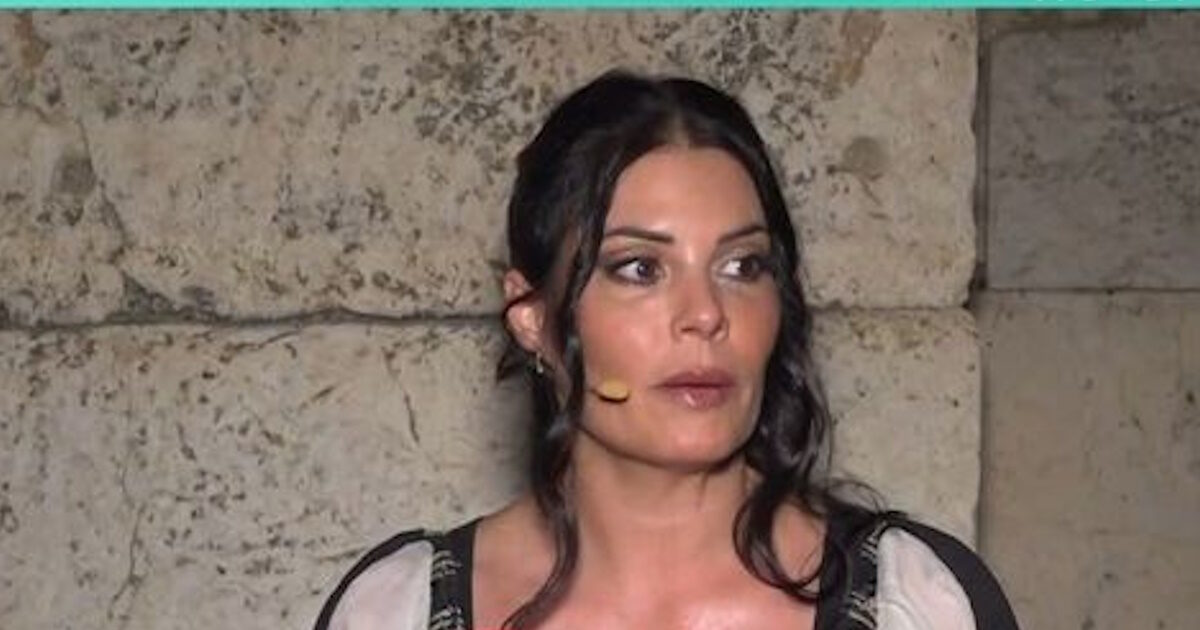 Μαρία Κορινθίου: «Δεν θα είμαι στην παράσταση με τον Γιάννη Αϊβάζη ...