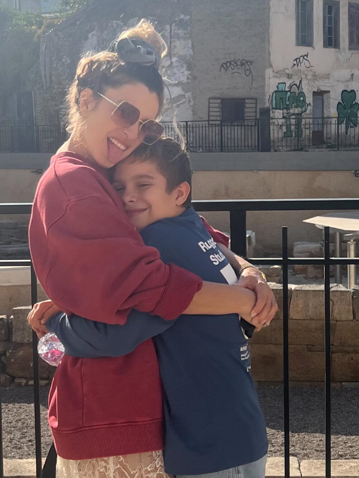 Σύλβια Δεληκούρα: Η σπάνια φωτογραφία με τον 11χρονο γιο της και οι ...