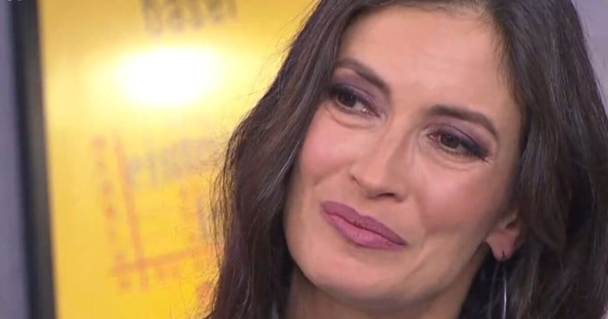 Συγκλονίζει η Μάρα Δαρμουσλή για τη νευρική ανορεξία - «Το κατάλαβα ...