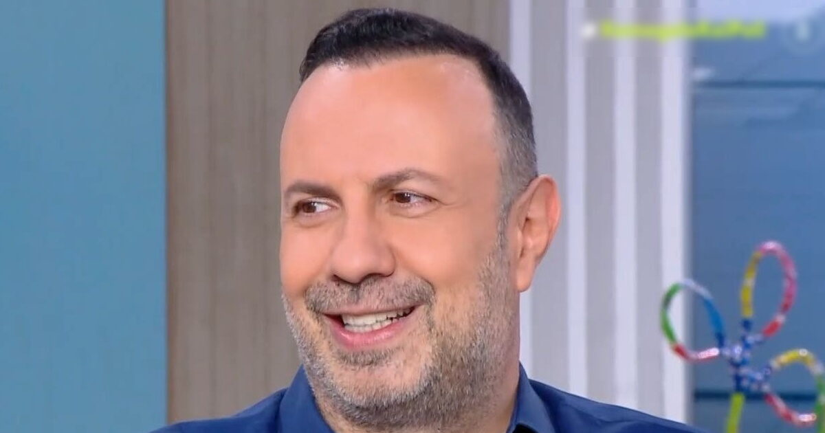 Τάσος Τρύφωνος: «Ο κόσμος νομίζει ότι ακόμα παρουσιάζω τον ''Αδύναμο ...