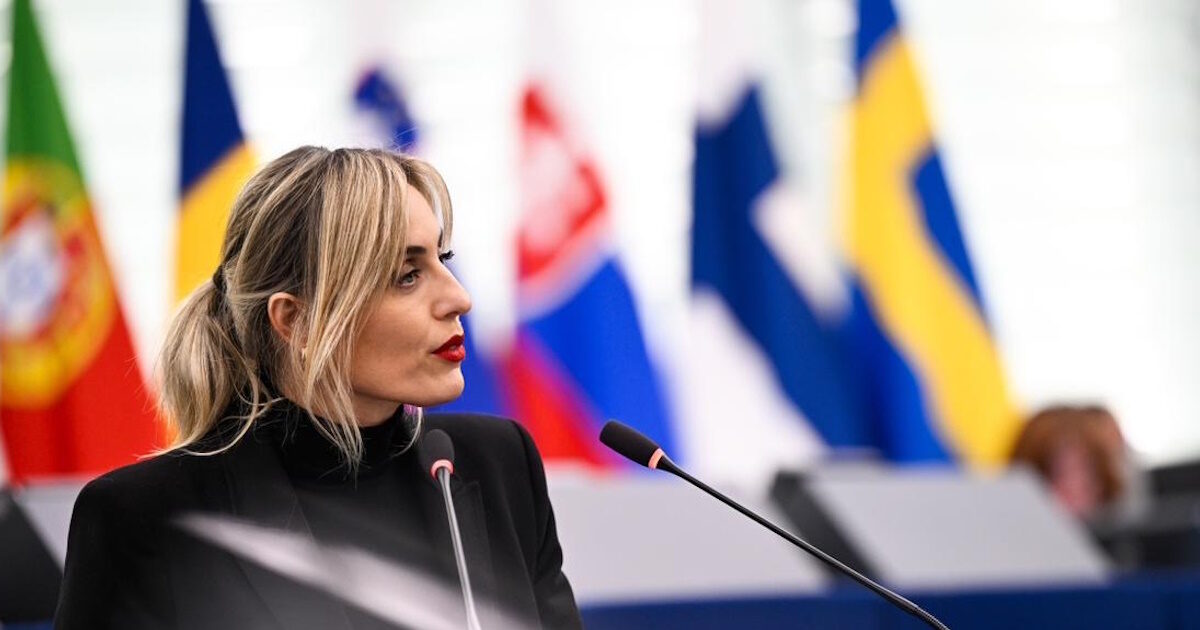 Ελεονώρα Μελέτη: Η θριαμβευτική νίκη στην ολομέλεια του Ευρωπαϊκού ...