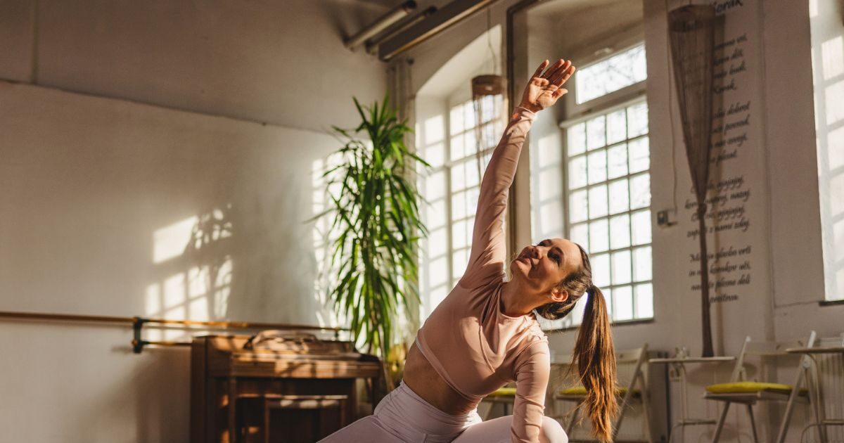 3 ασκήσεις Pilates θα αναβαθμίσουν την προπόνηση σου – Mάθε πώς θα τις ...