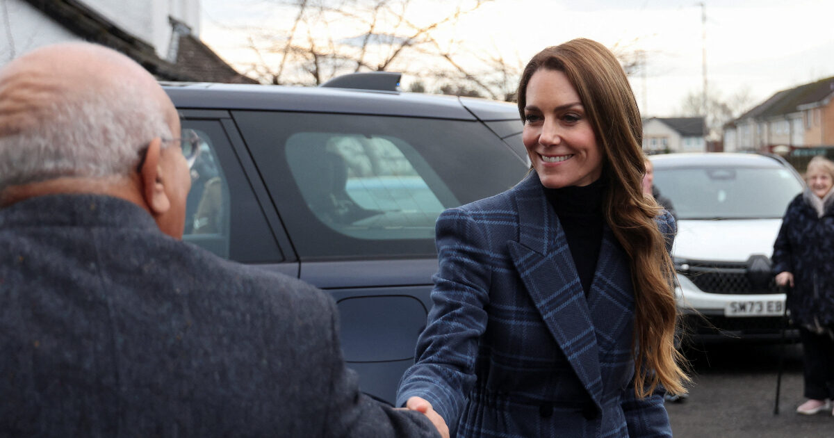 Kate Middleton: Επιμένει στην απλότητα των συνδυασμών και βγαίνει πάντα ...