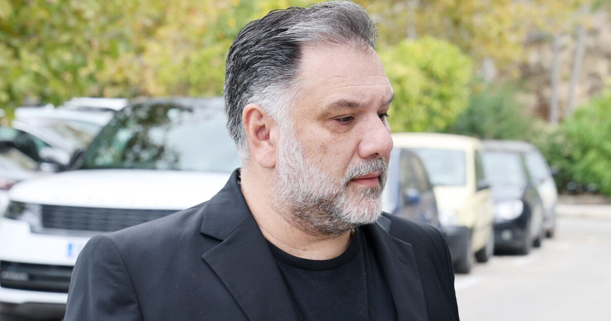 Δύσκολες ώρες για τον Γρηγόρη Αρναούτογλου: Πέθανε η μητέρα του
