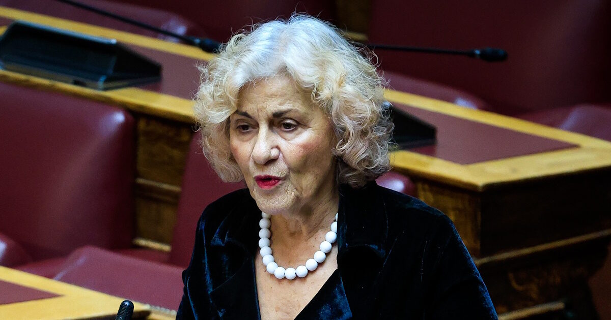 Θεανώ Φωτίου: Πότε και που θα γίνει η πολιτική κηδεία του γιου της